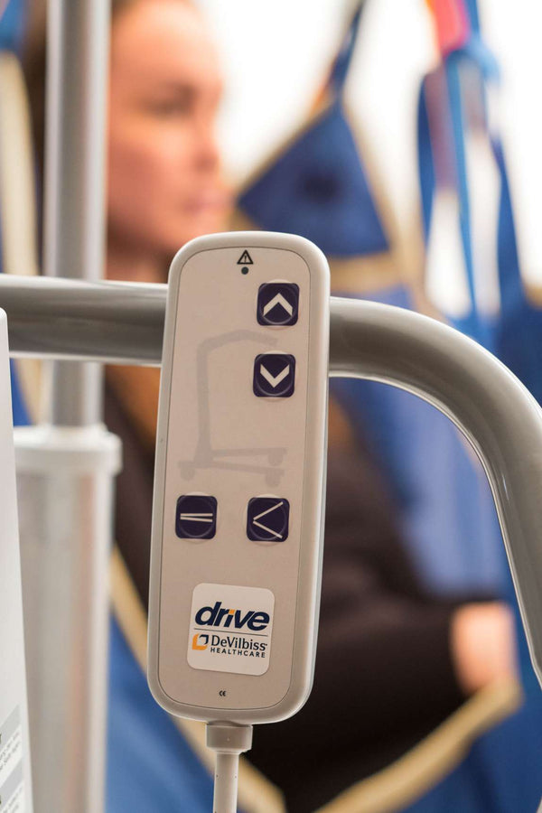 Drive Devilbiss | Samsoft 175 Patient Hoist with Electric Leg Opener ...