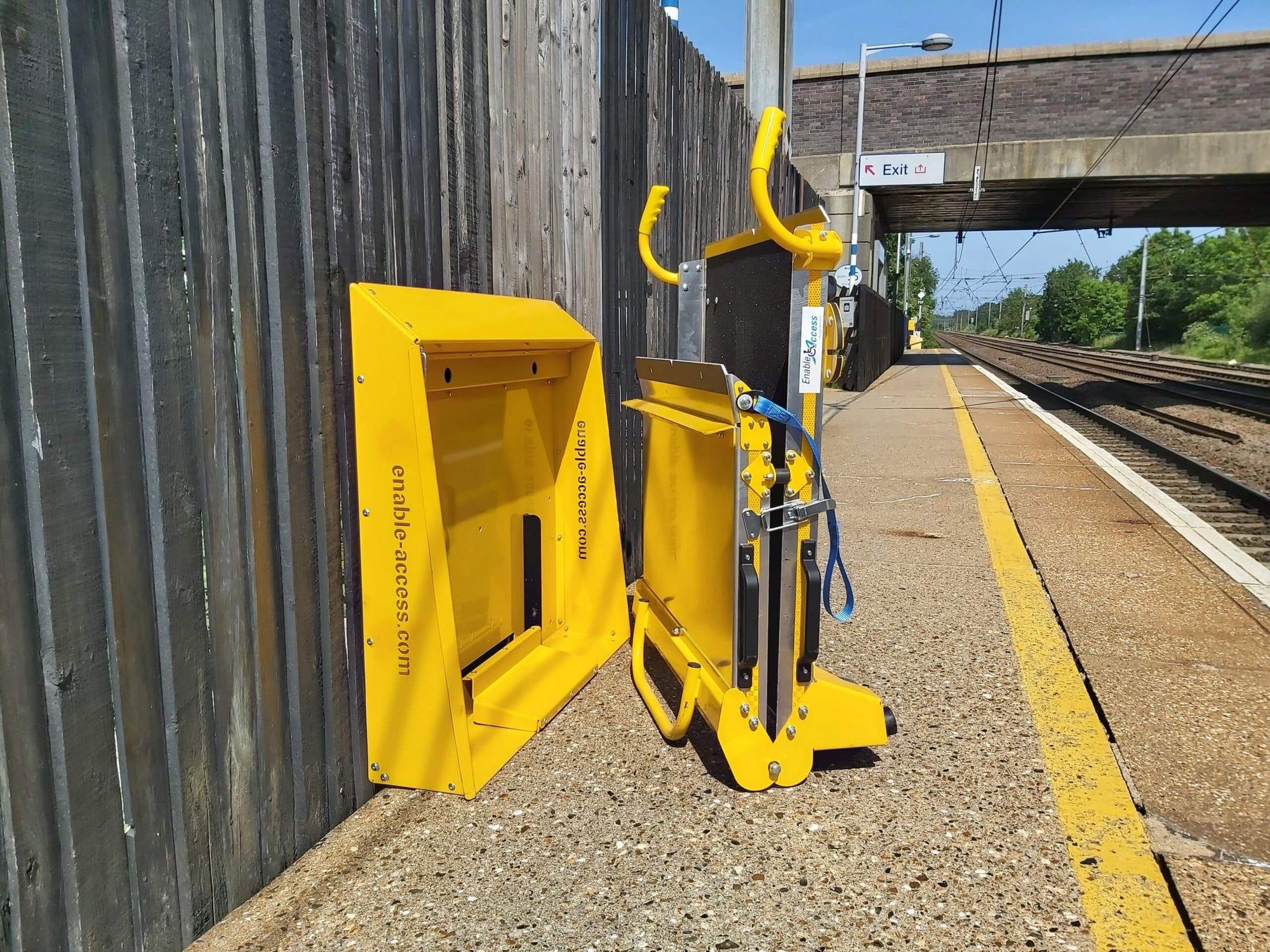 Enable Access │ RampStor WR06 Wheel-A-Ramp Docking Station Ramp Storage ...